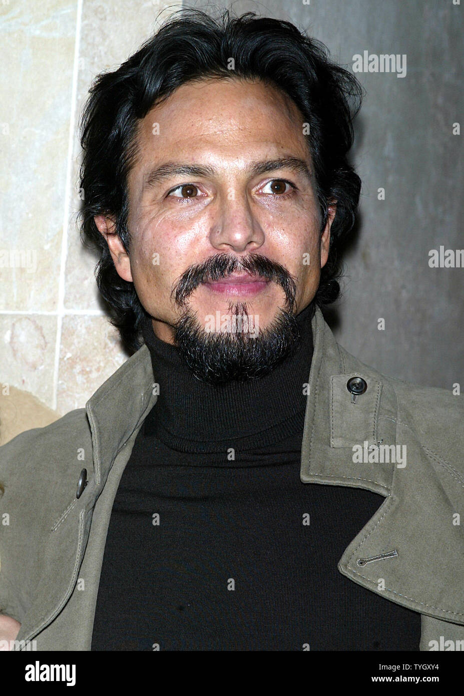 Benjamin Bratt arrives for the premiere of "The Woodsman" at the ...