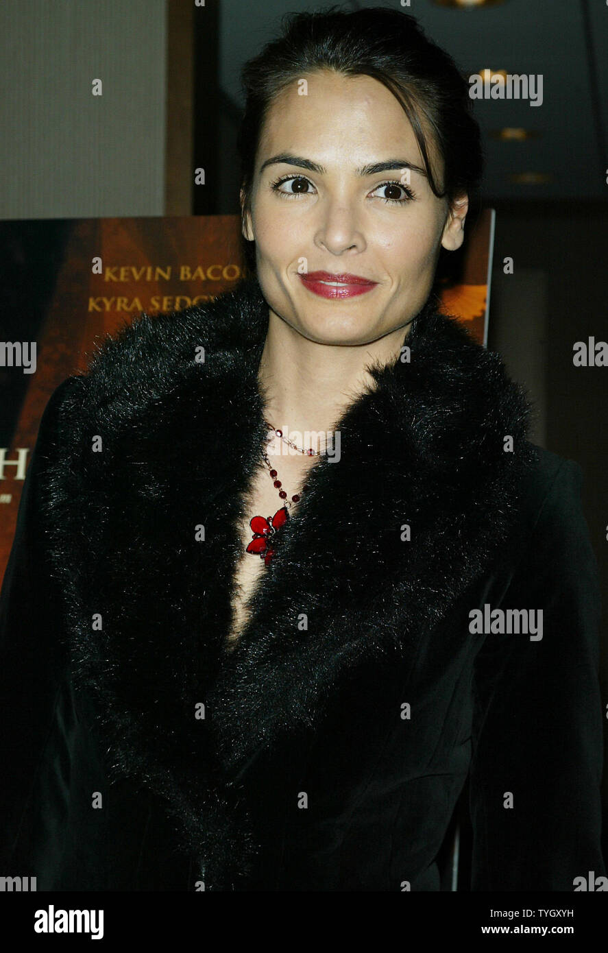 Talisa Soto arrives for the premiere of "The Woodsman" at the Skirball ...