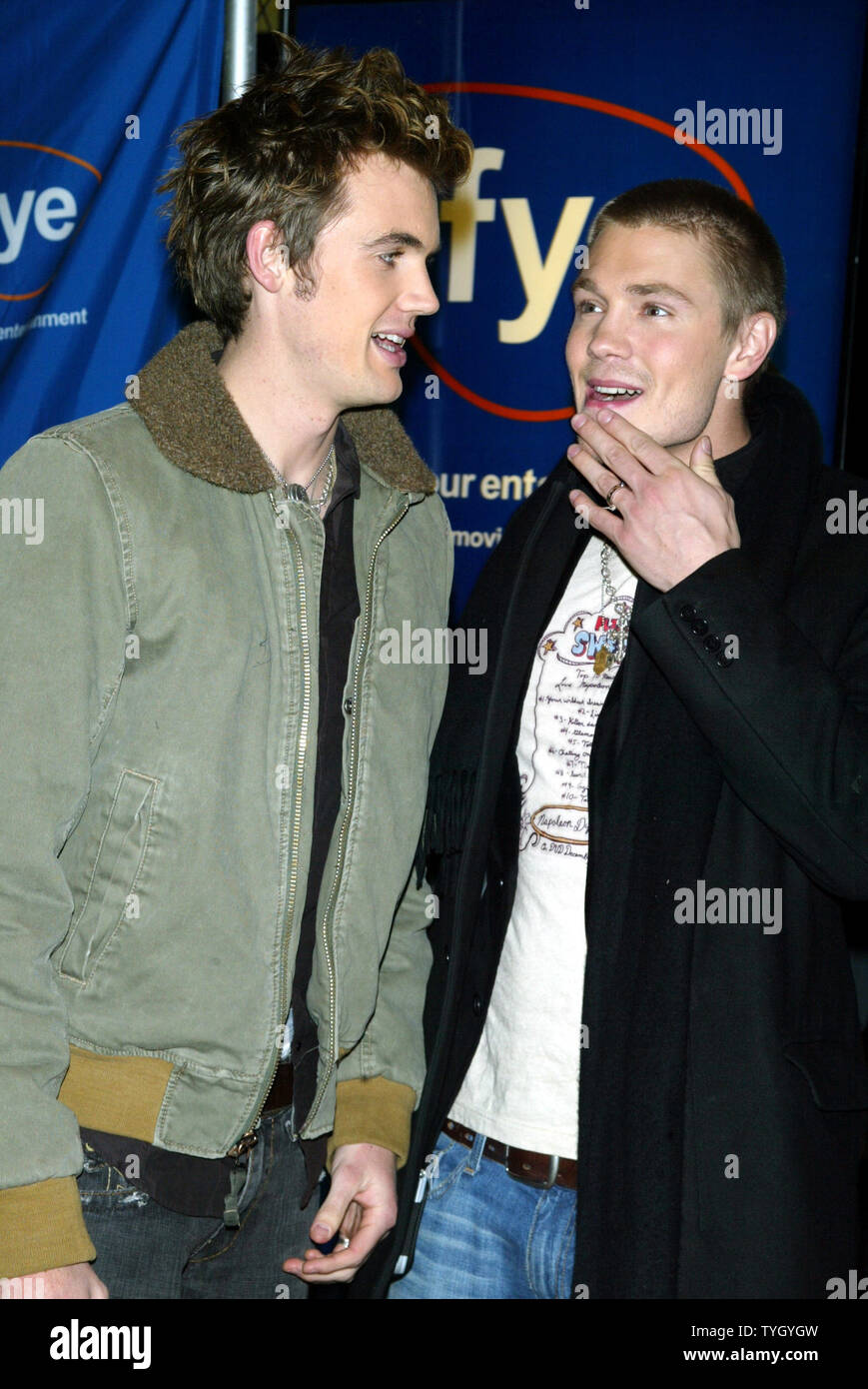"One Tree Hill" castmembers Tyler Hilton (left) and Chad Michael Murray ...