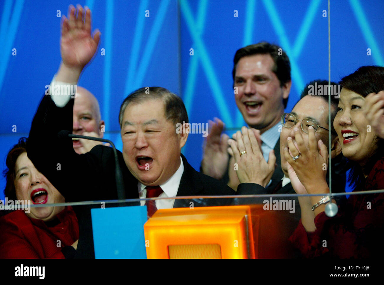 Largest ringing bell hi-res stock photography and images - Alamy