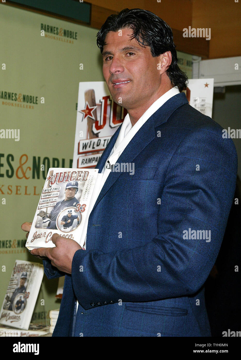 Jose canseco 2005 hi-res stock photography and images - Alamy