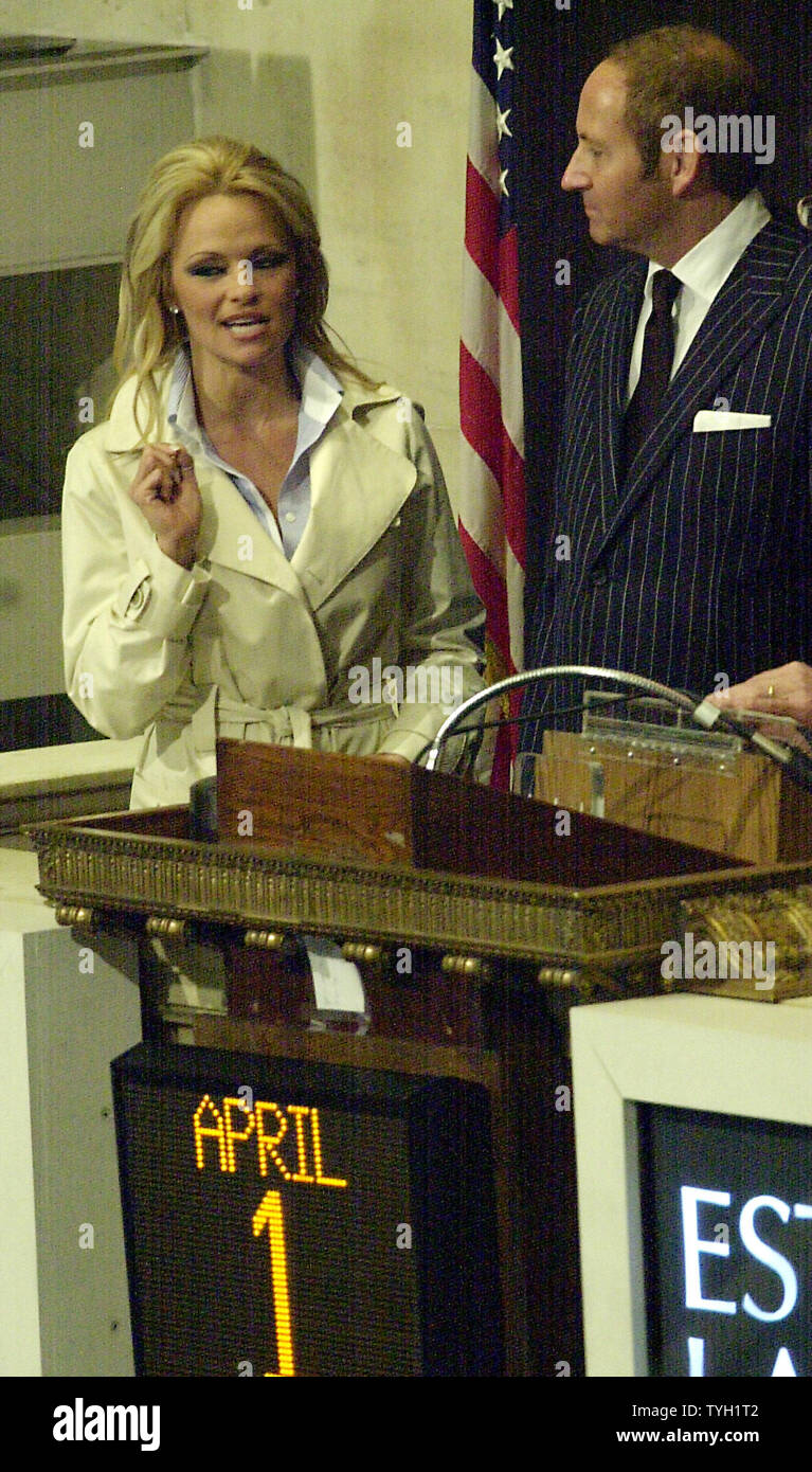 Actress Pamela Anderson the new 2005 spokesperson for MAC AIDS Fund ...