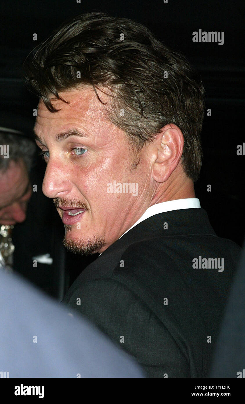Sean Penn arrives for the premiere of "The Interpreter" at the Ziegfeld ...