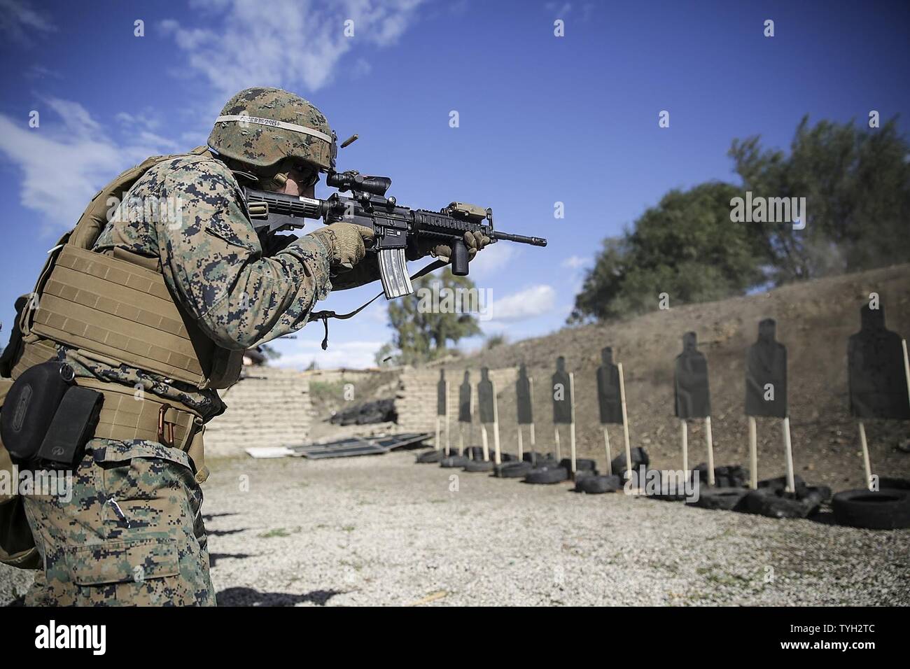 Four fundamentals forces hi-res stock photography and images - Alamy