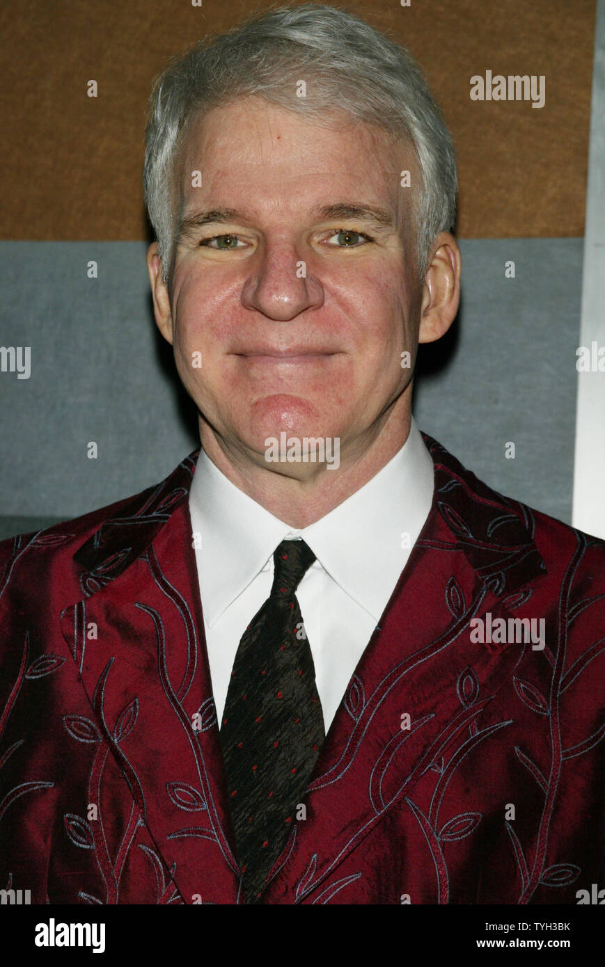 Steve Martin arrives for the Atlantic Theater Company's 20th ...