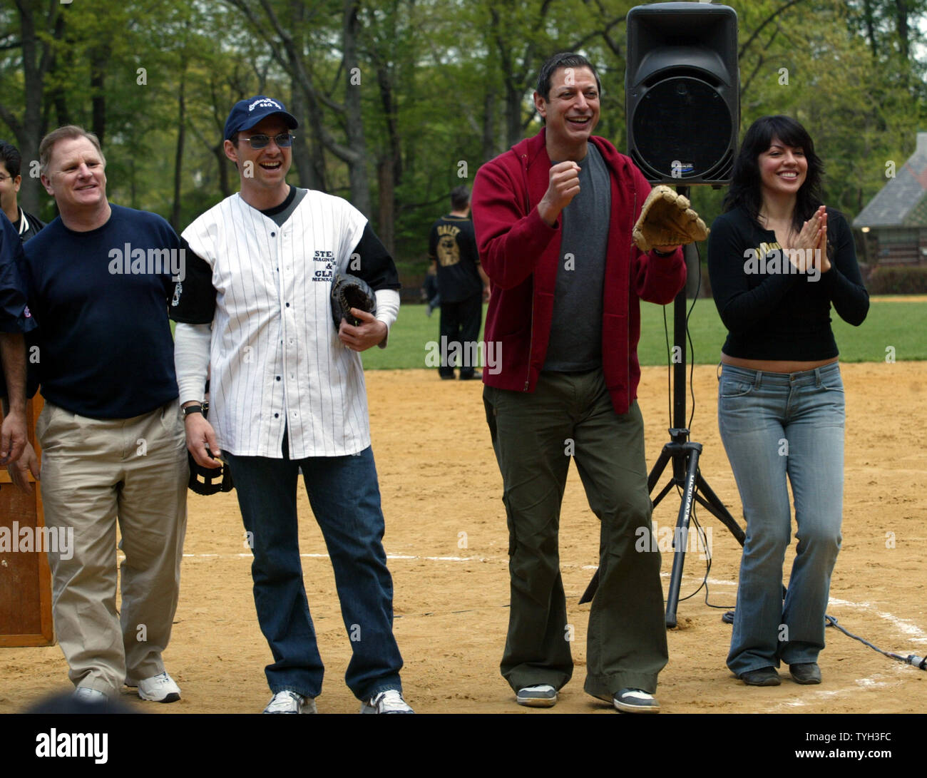 (left to right): Gordon Clapp, Christian Slater, Jeff Goldblum, and ...