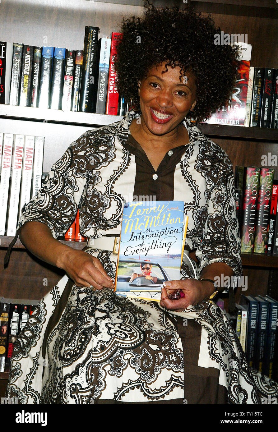 Terry mcmillan hi-res stock photography and images - Alamy