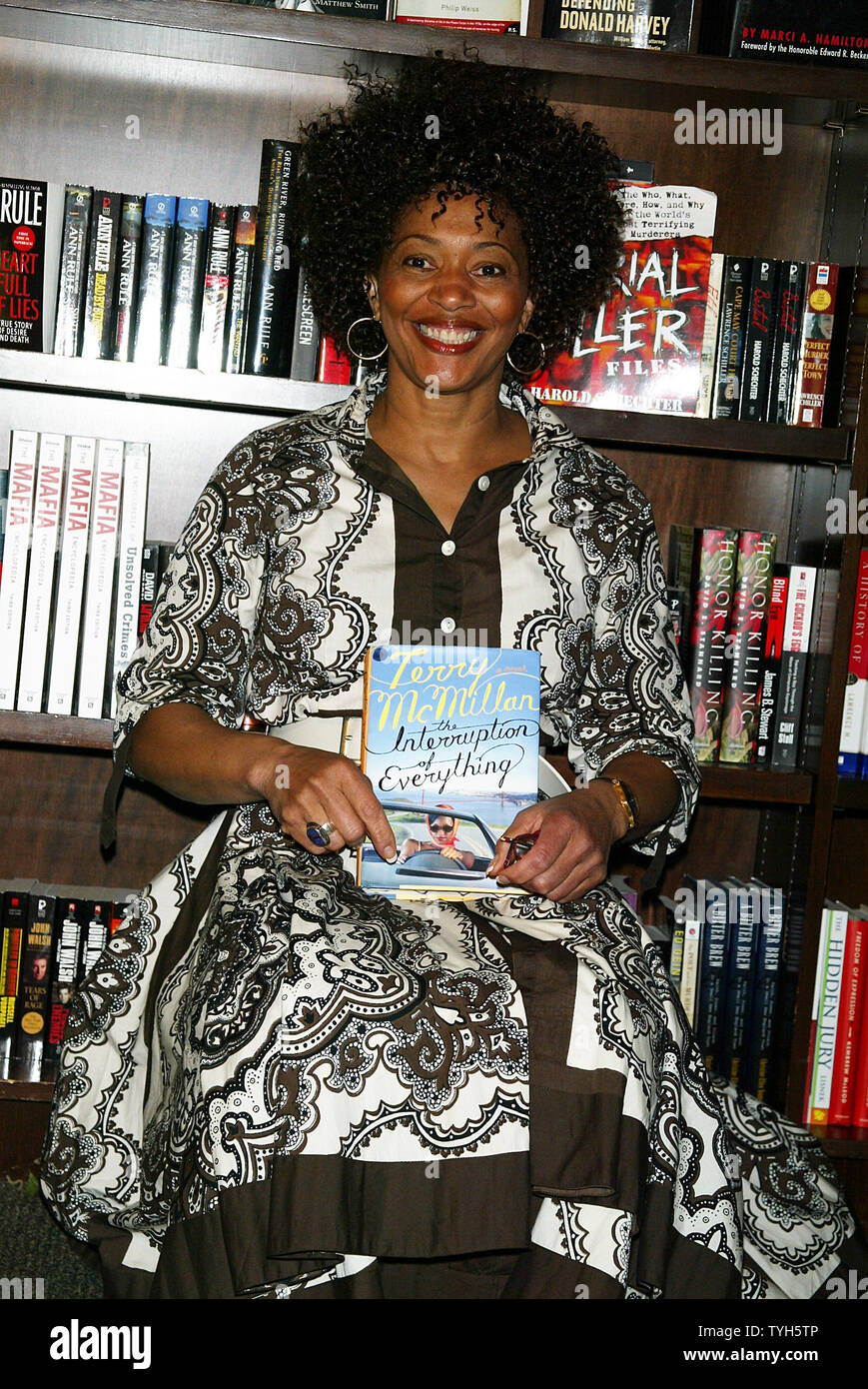 Terry mcmillan hi-res stock photography and images - Alamy