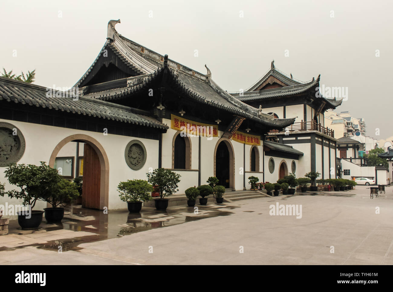 Shanghai Zhenru Temple Stock Photo - Alamy