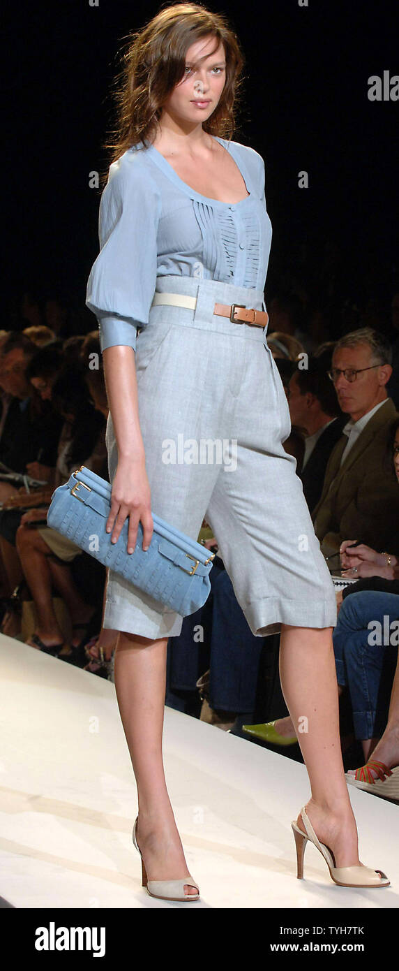 Kenneth cole models hi-res stock photography and images - Alamy