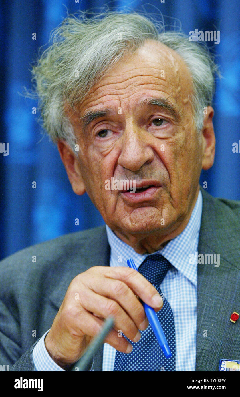 Elie wiesel nobel peace prize hi-res stock photography and images - Alamy