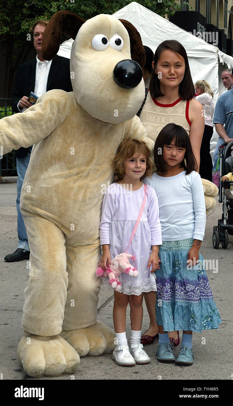 Wallace gromit curse were rabbit premiere hi-res stock photography and ...