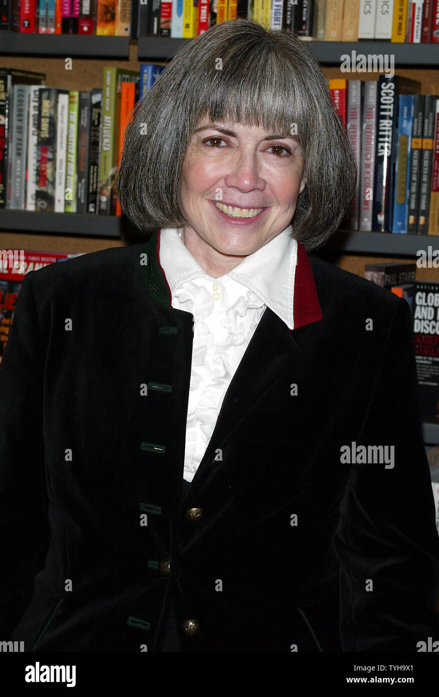 Laura christ hi-res stock photography and images - Alamy