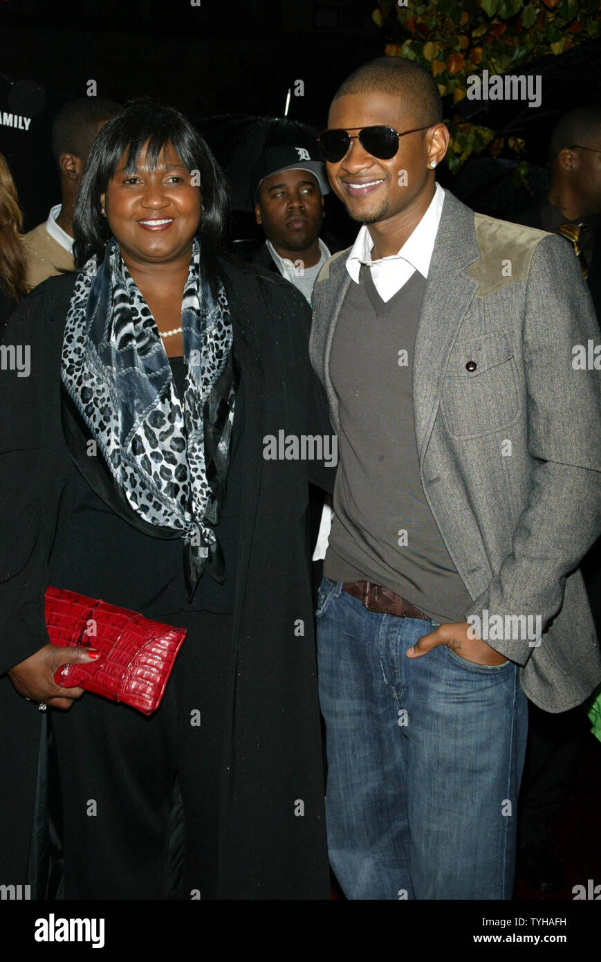 Usher and mom arrive for the premiere of his new movie "In The Mix" at ...