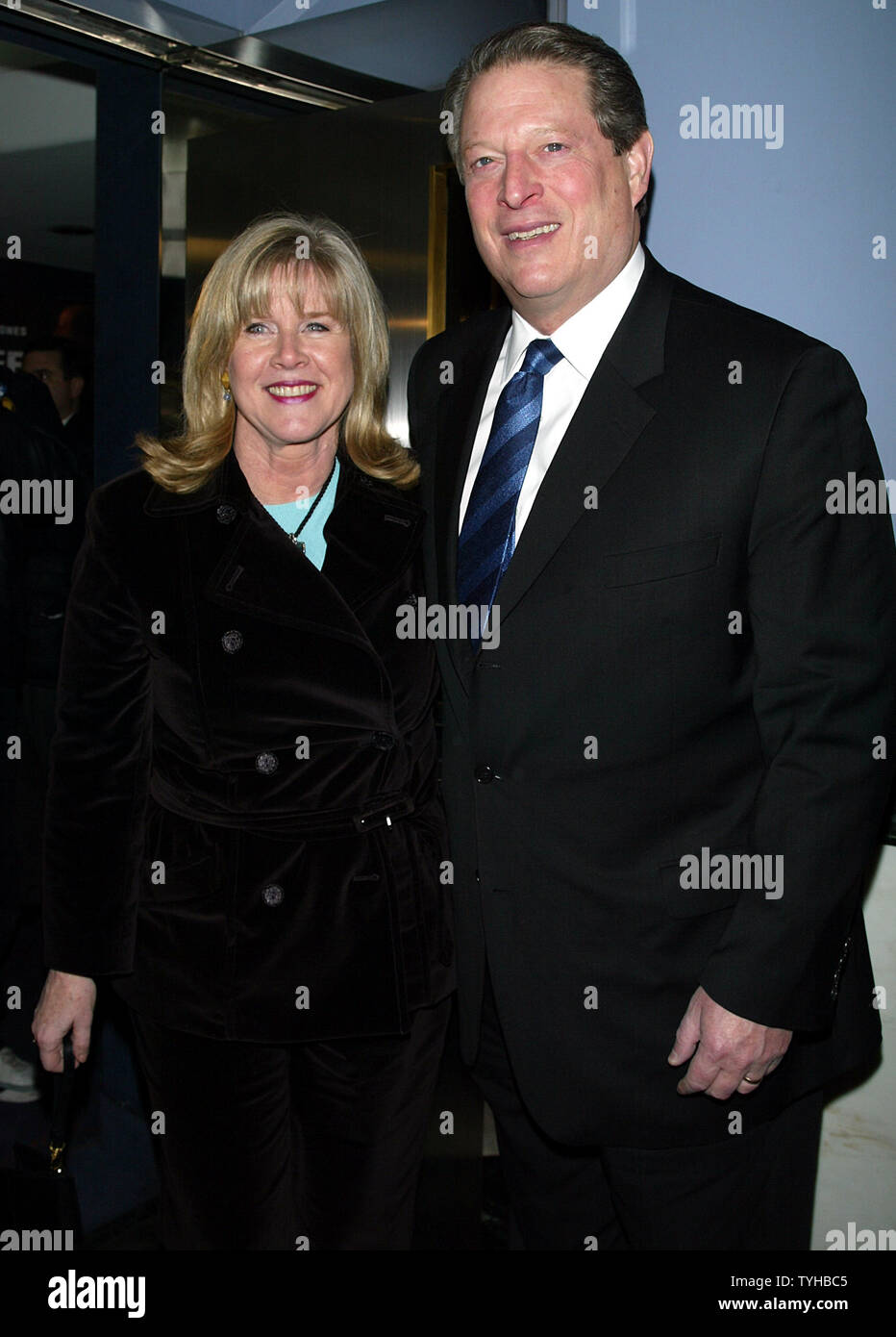 Estrada theater hi-res stock photography and images - Alamy