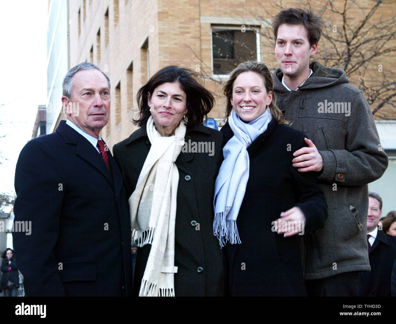 New York City Mayor Michael Bloomberg (left), Peter Jennings widow ...