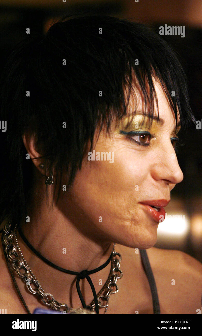Joan jett 2006 hi-res stock photography and images - Alamy