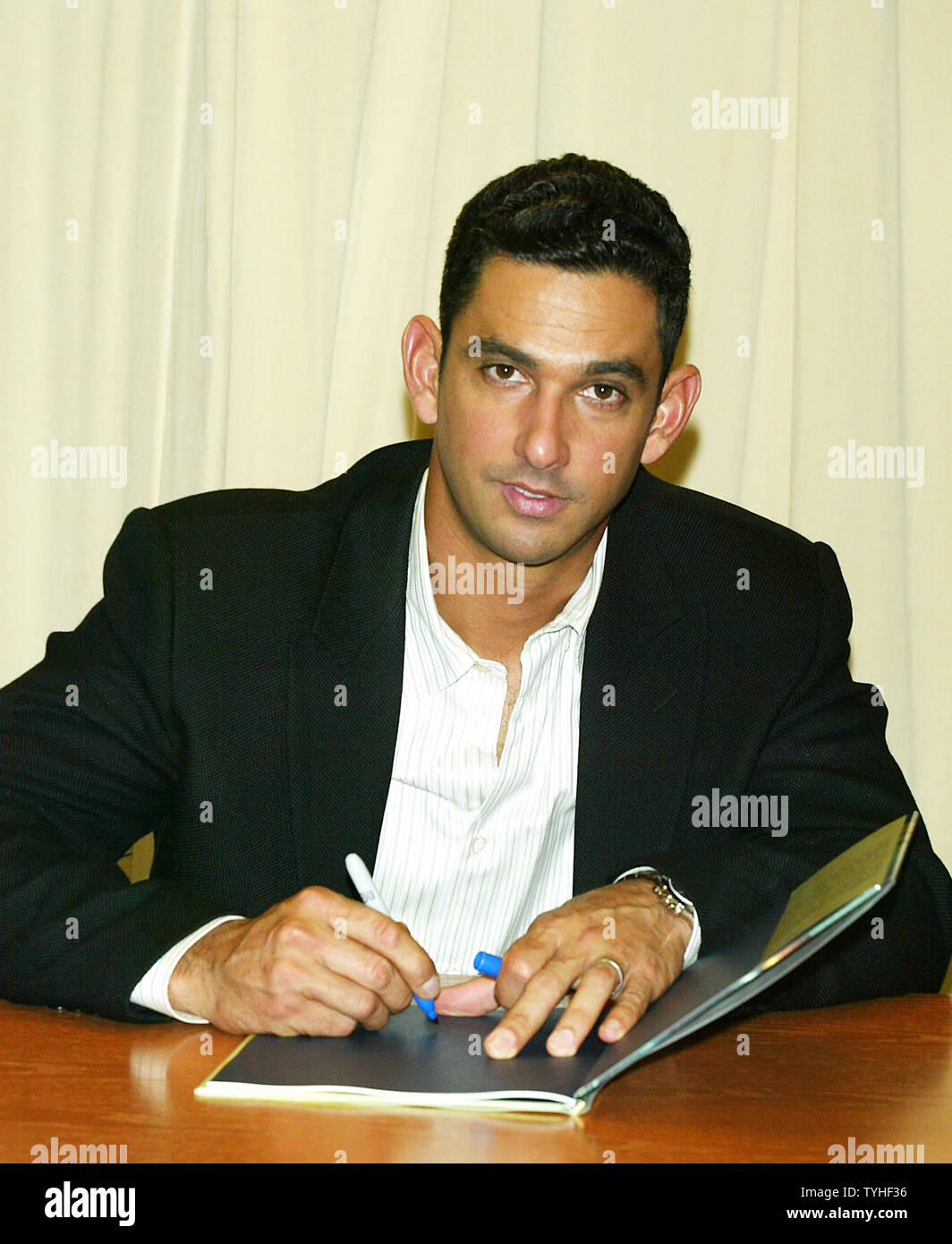 Laura posada and jorge posada hi-res stock photography and images - Alamy