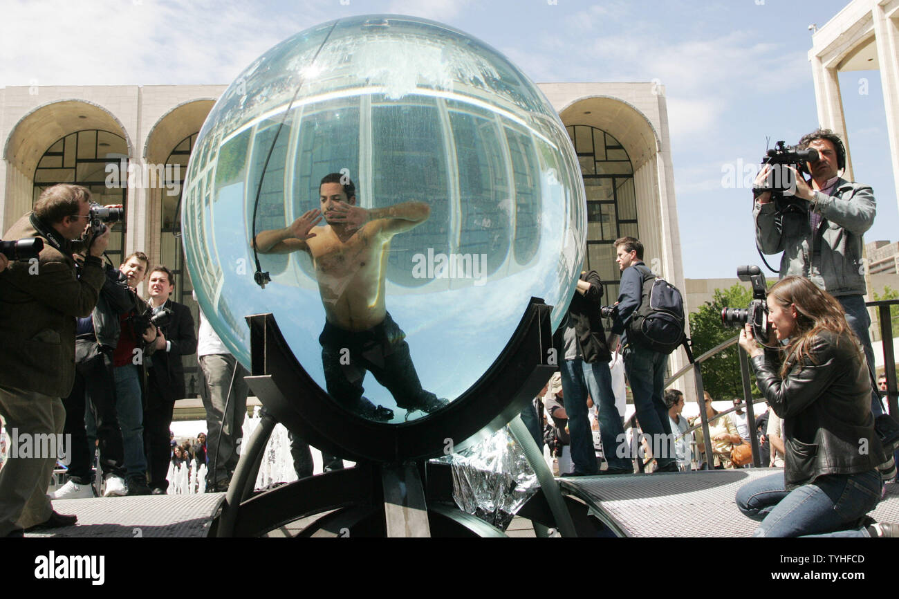 Magician and performance artist David Blaine is photographed by the ...