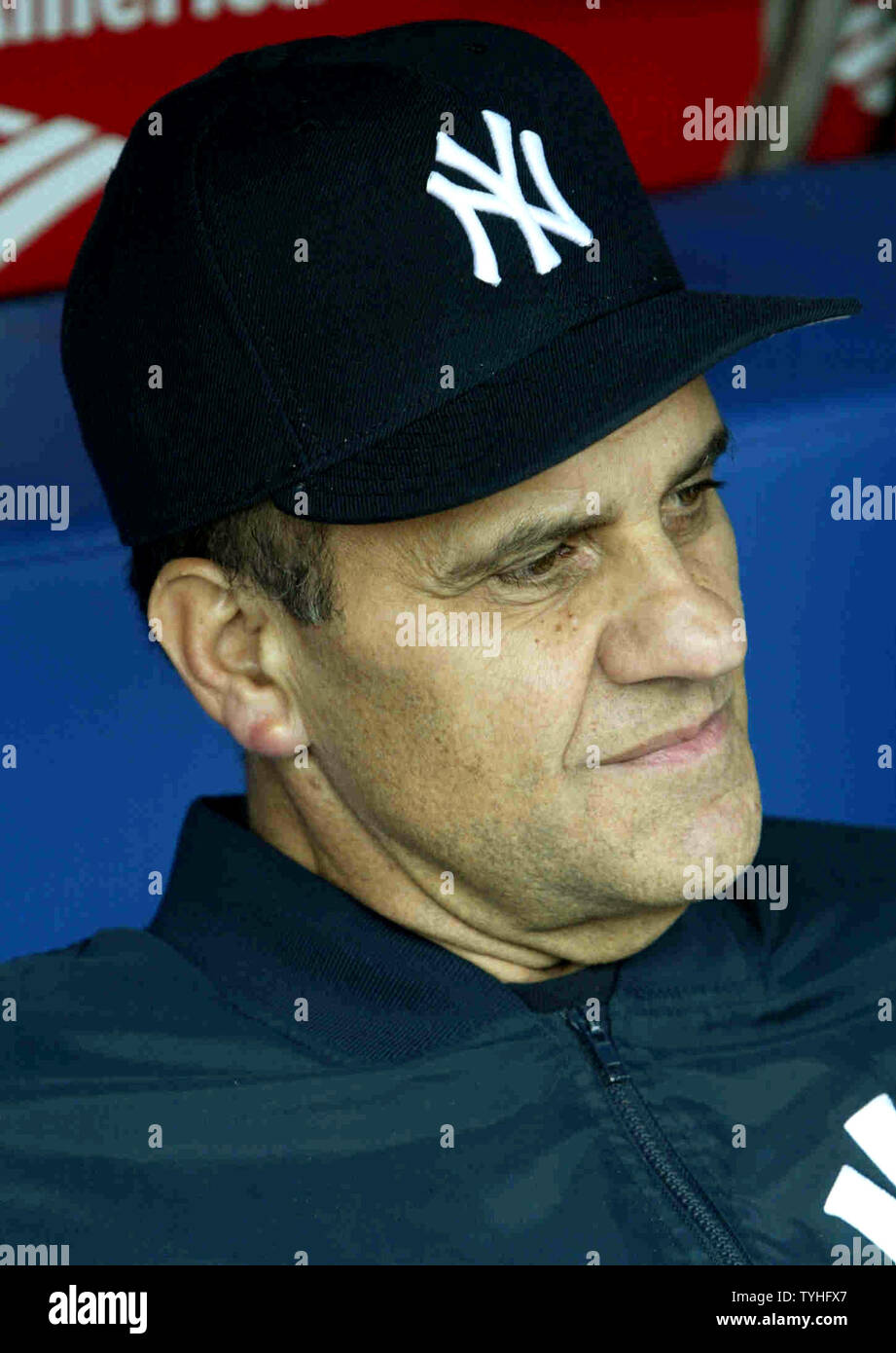 Joe torre dugout hi-res stock photography and images - Alamy