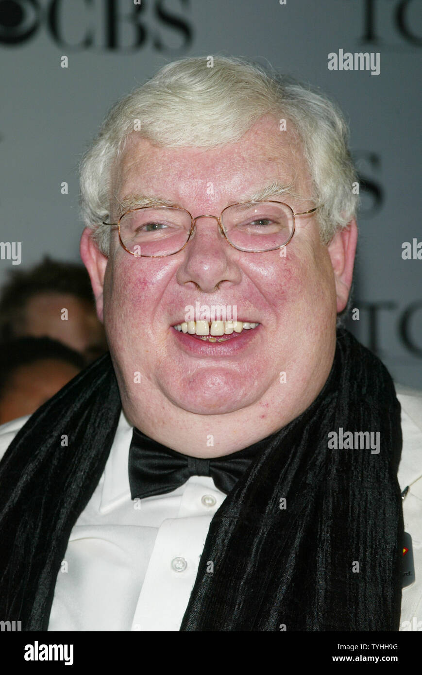 Richard Griffiths arrives for the 60th Annual Tony Awards at Radio City ...
