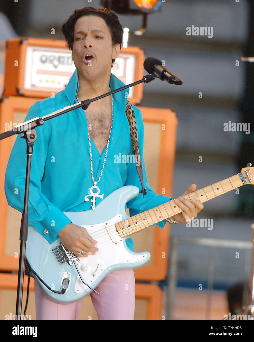 Good morning america summer concert hi-res stock photography and images ...