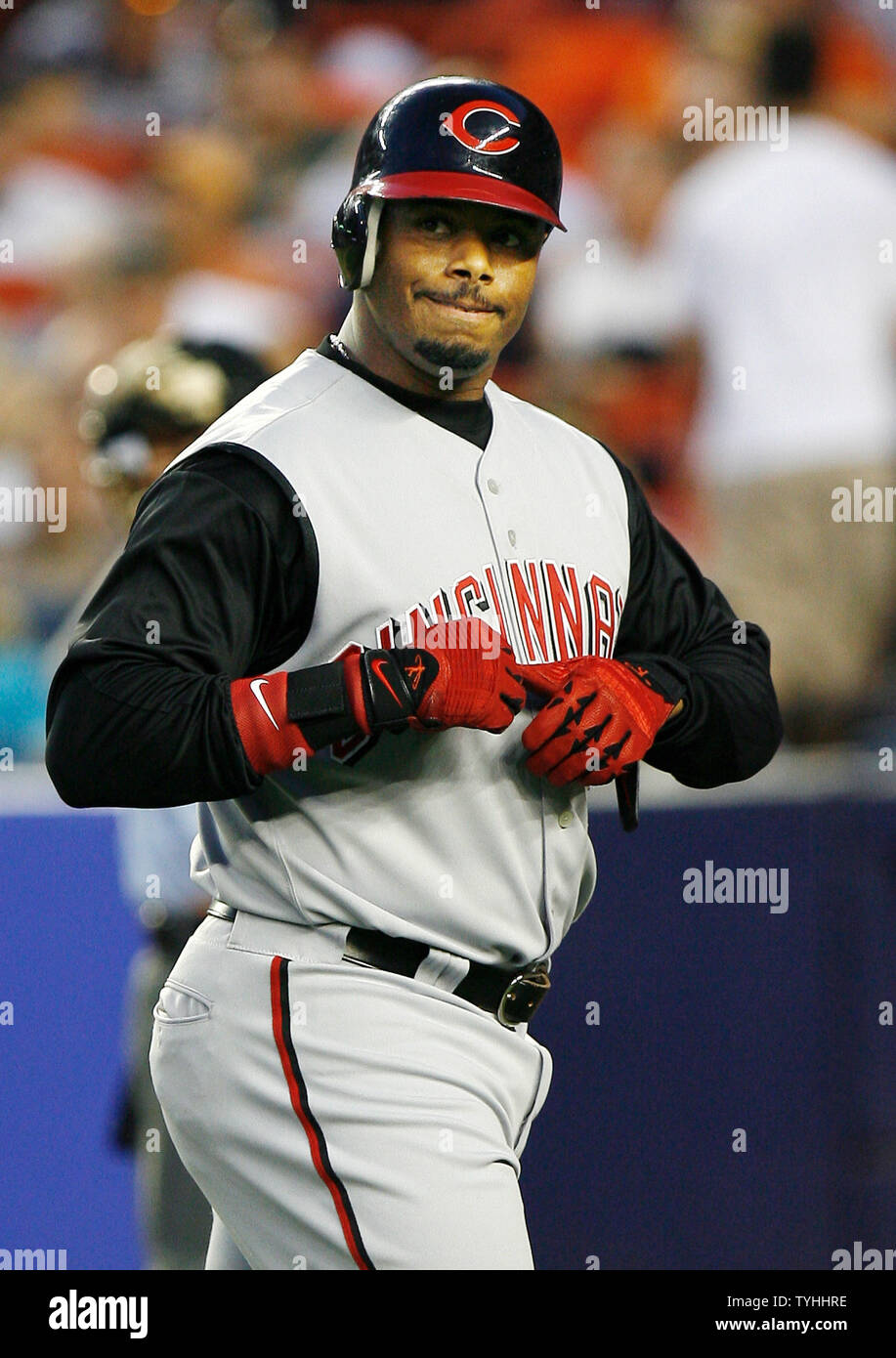 Ken griffey jr 2006 hi-res stock photography and images - Alamy