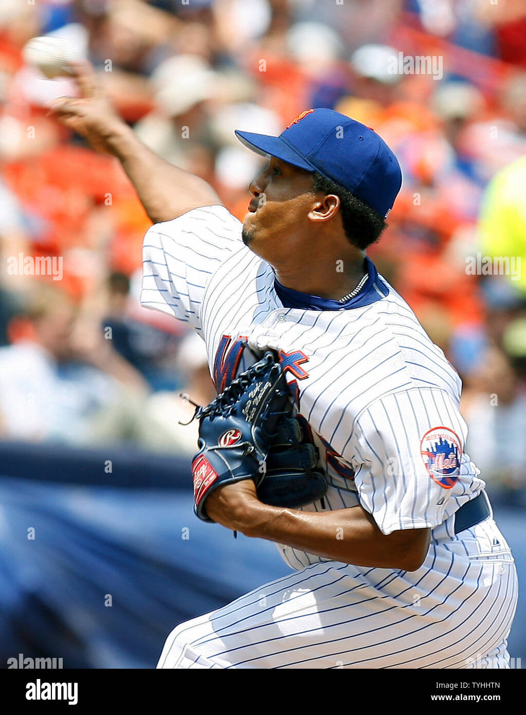 New York Mets Pedro Martinez releases a pitch in the third inning at ...