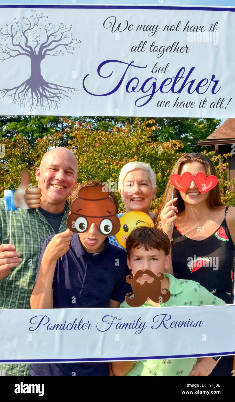 Family reunion extended hi-res stock photography and images - Alamy