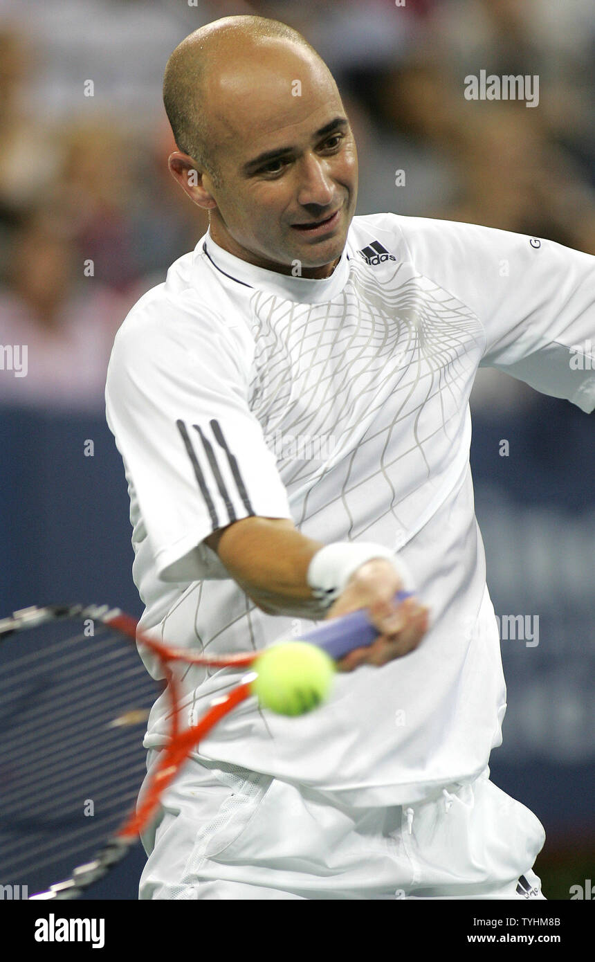 Tennis player andre agassi usa hi-res stock photography and images - Alamy