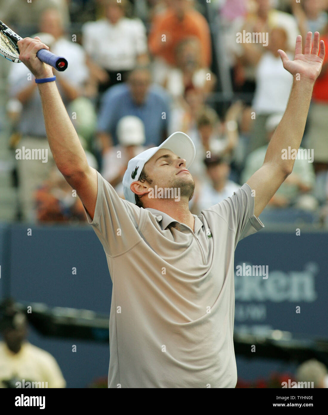 Andy Roddick celebrates after defeating Mikhail Youzhny of Russia in ...