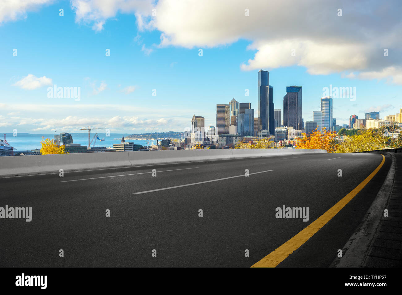 Long expressway and transportation system hi-res stock photography and ...