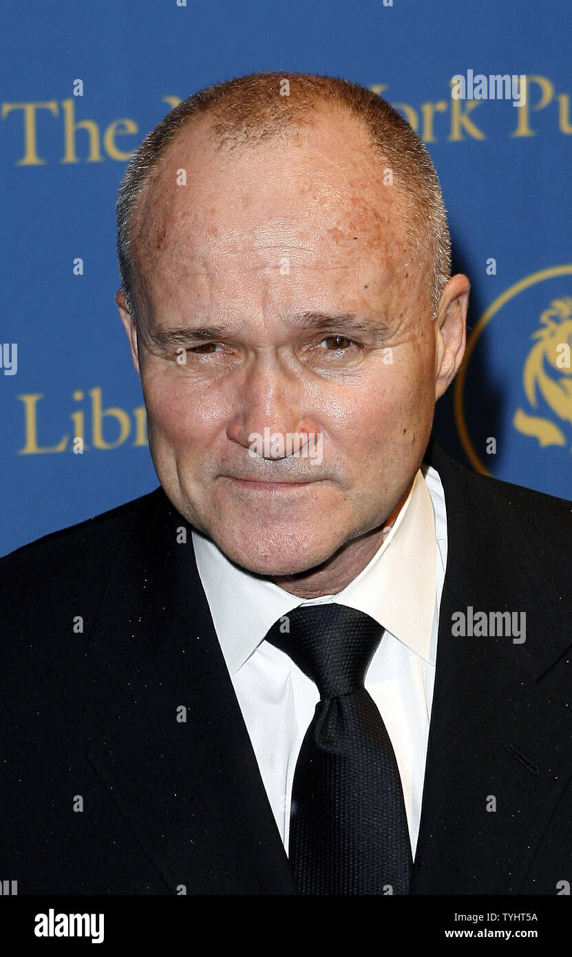 Police Commissioner Raymond Kelly arrives for the Library Lions Gala at ...