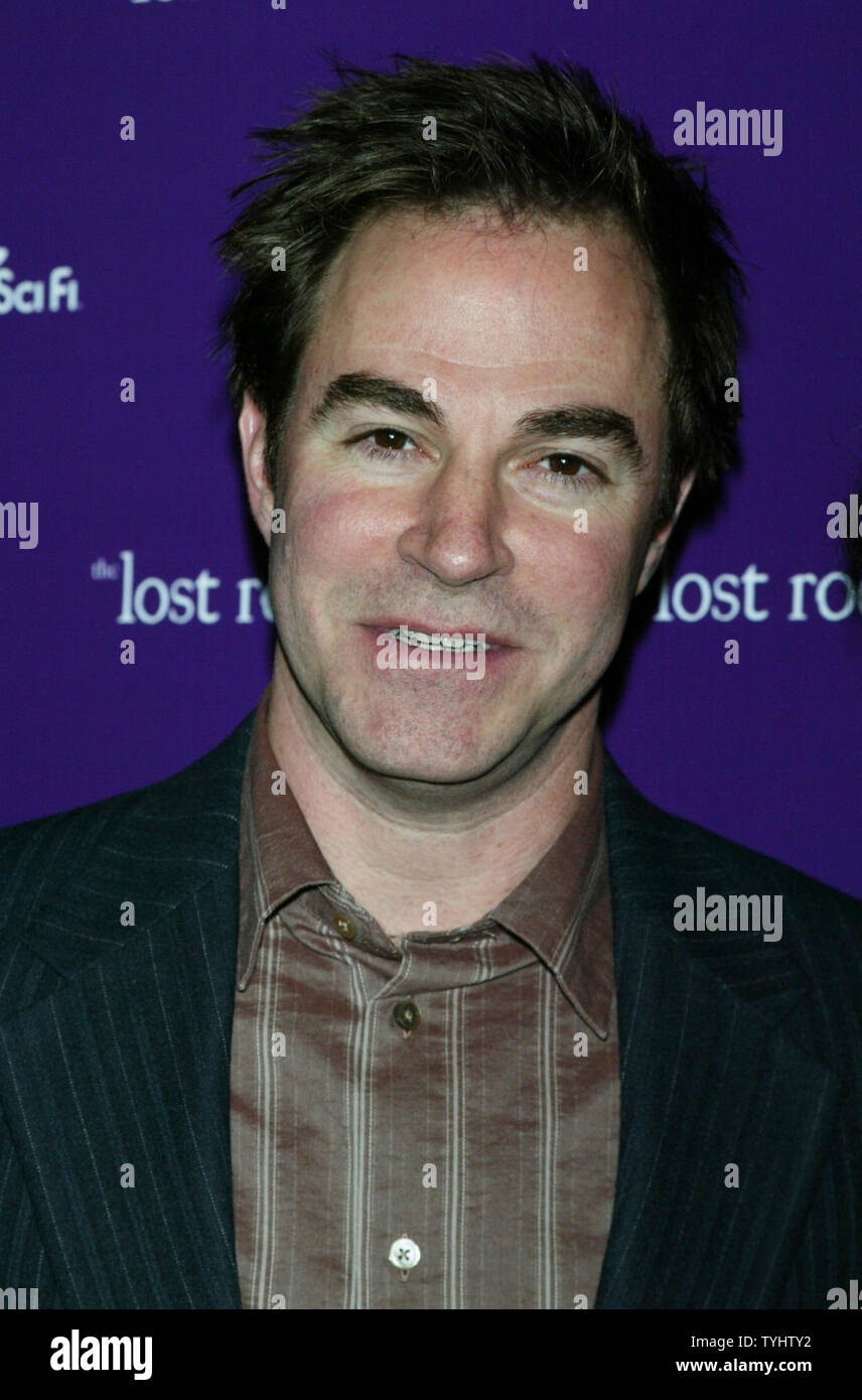 Roger Bart arrives for the premiere of the Sci-Fi Channel's "The Lost ...