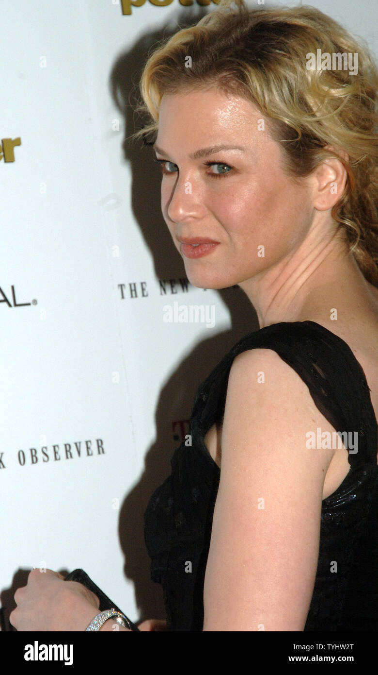 Actress Renee Zellweger poses at the New York premiere of her new film ...
