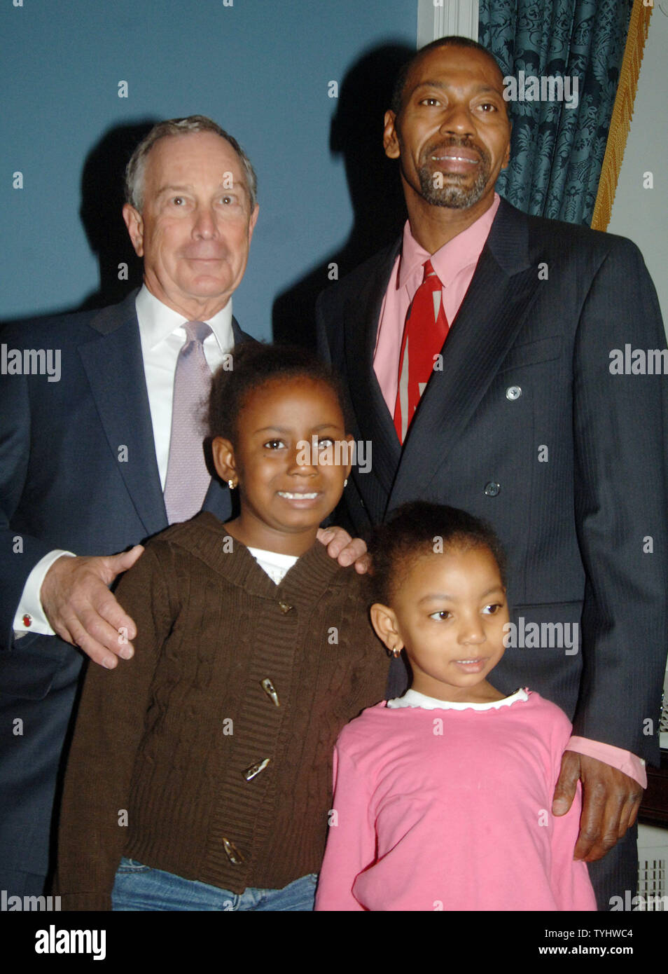 New York City Mayor Michael Bloomberg (left) poses with subway rescue ...