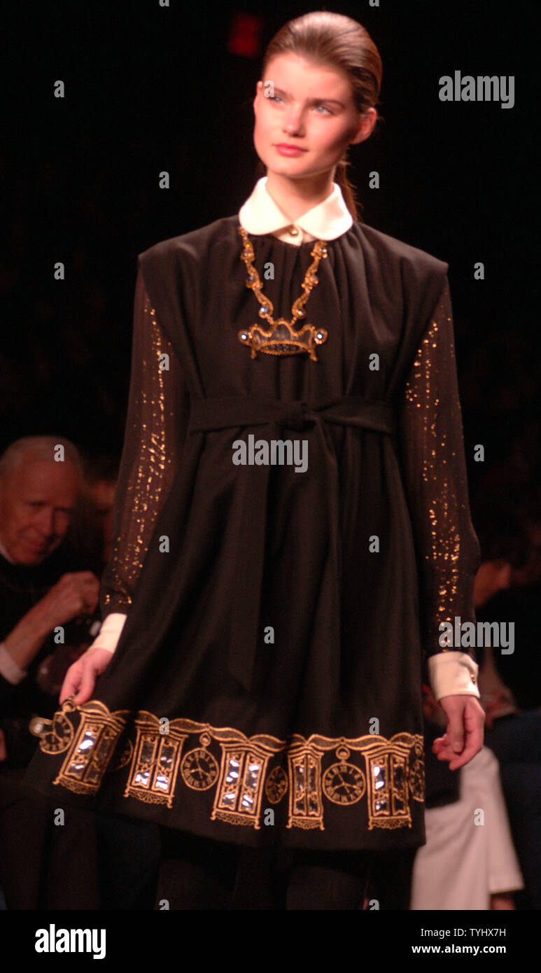 Anna sui and models hi-res stock photography and images - Alamy