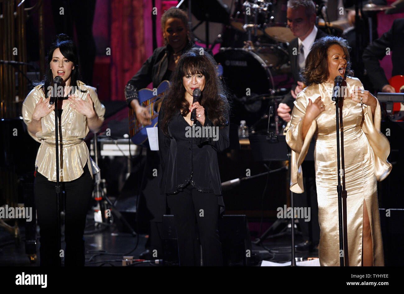 Veronica "Ronnie" Spector, Estelle Bennett and Nedra Talley of the ...