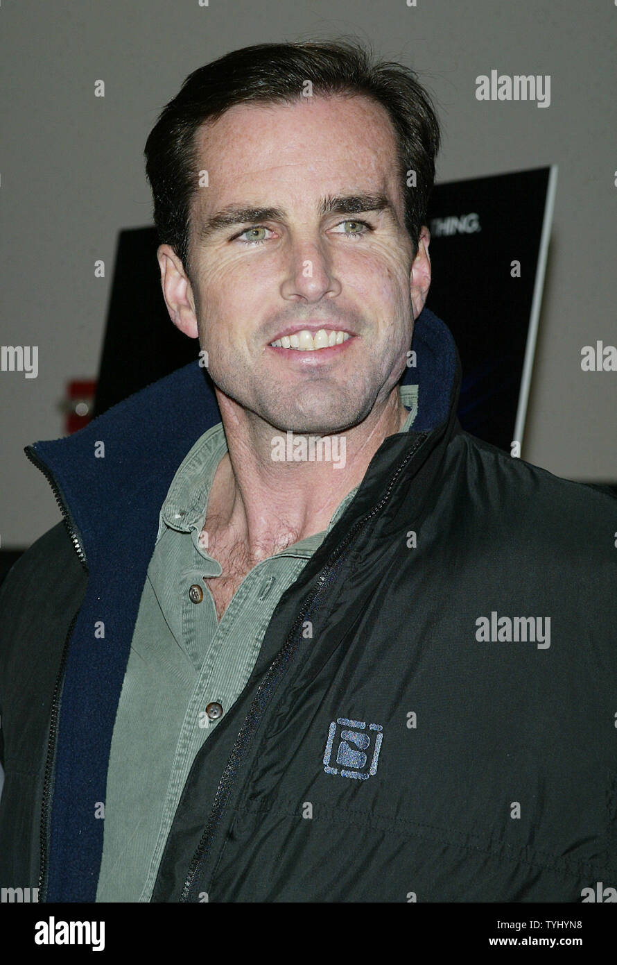 Bob Woodruff arrives for the premiere of "The Last Mimzy" at the ...
