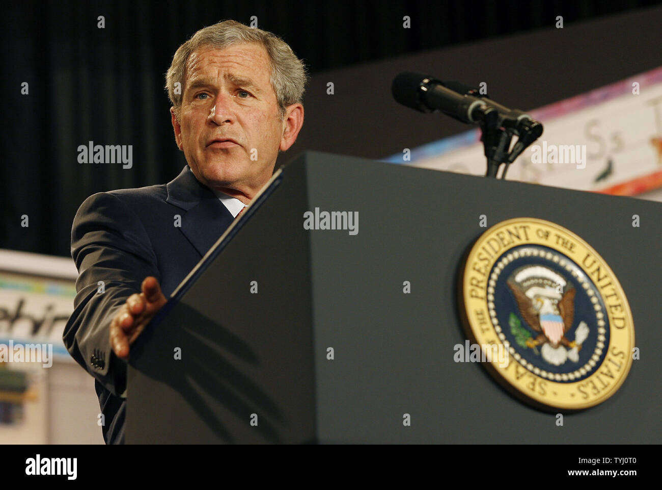 U.S. President George W. Bush makes comments on the "No Child Left ...