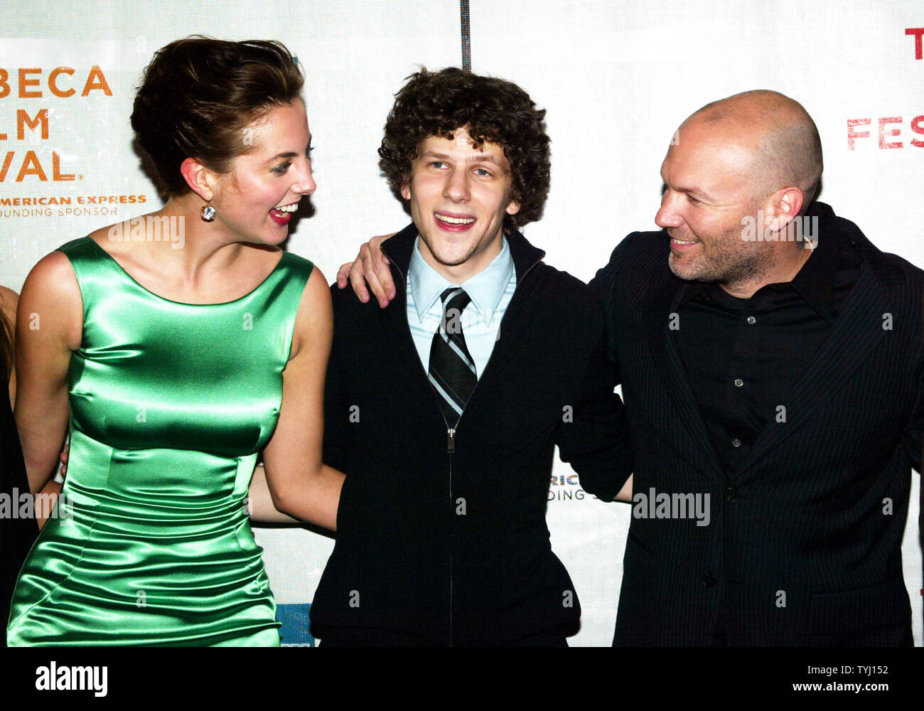 Jesse eisenberg charlie banks hi-res stock photography and images - Alamy