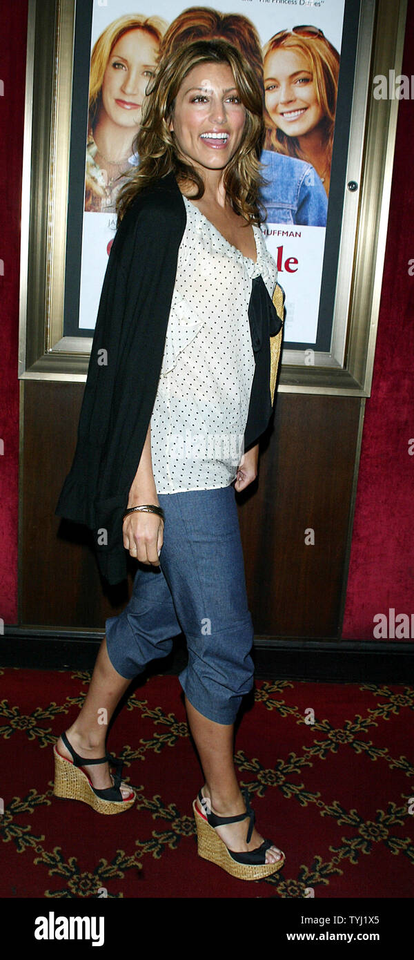 Jennifer esposito hi-res stock photography and images - Alamy
