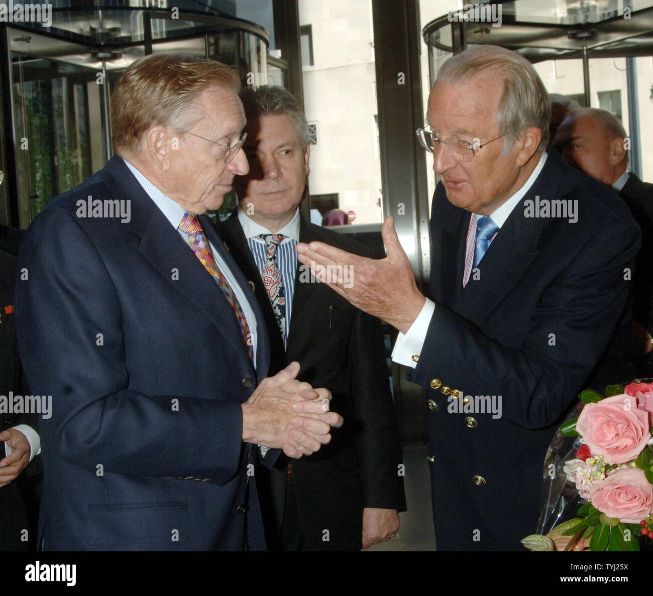World Trade Center developer Larry Silverstein (left) chats with King ...