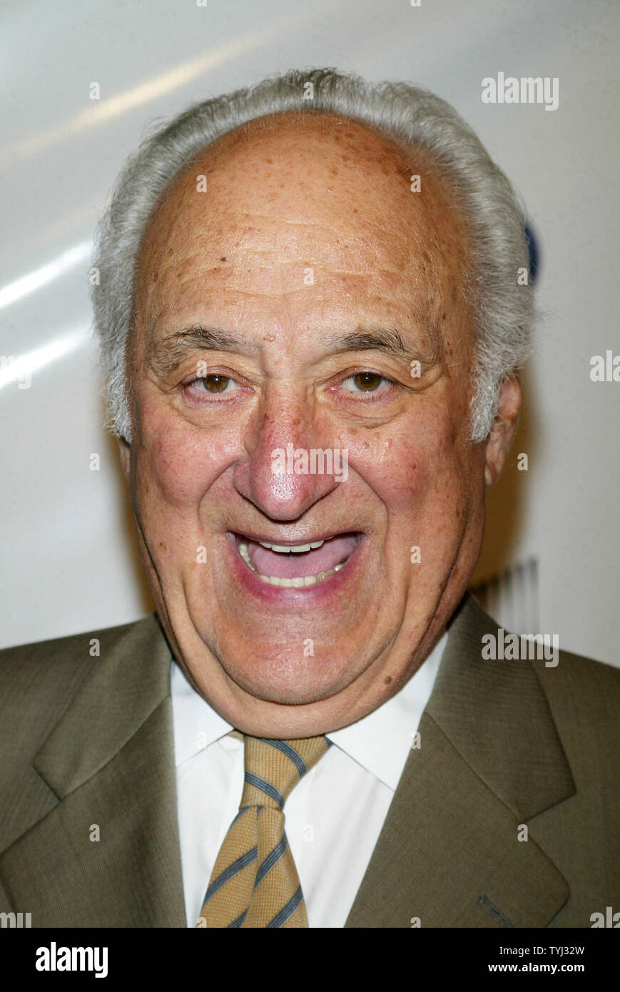 Jerry Adler arrives for the Season 4 Premiere Screening of "Rescue Me ...