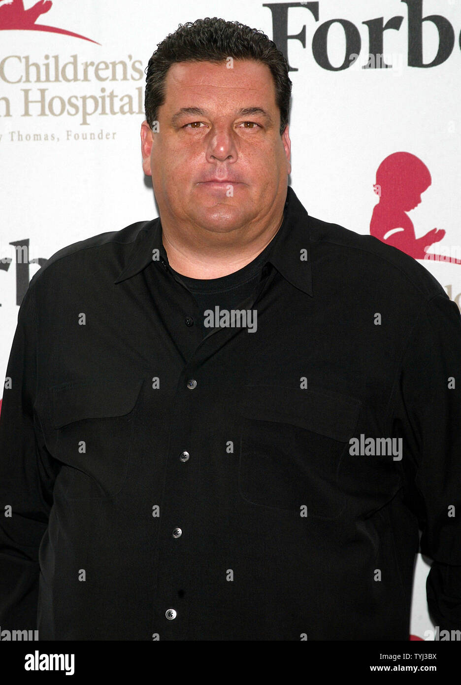 Steve Schirripa arrives for "The Soprano's" cast party held on board ...