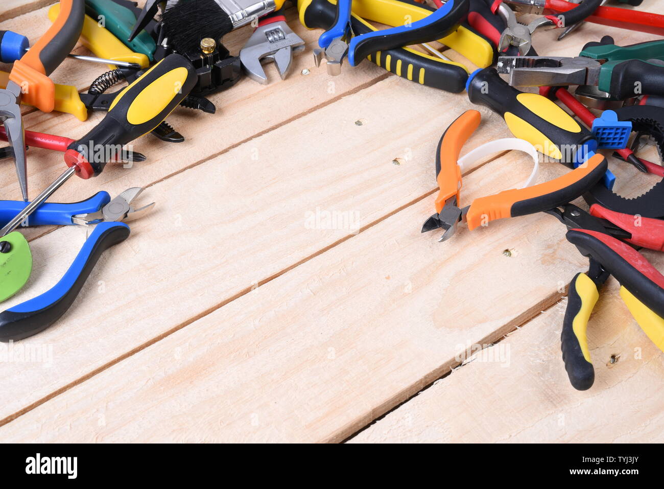 Tool table hi-res stock photography and images - Alamy