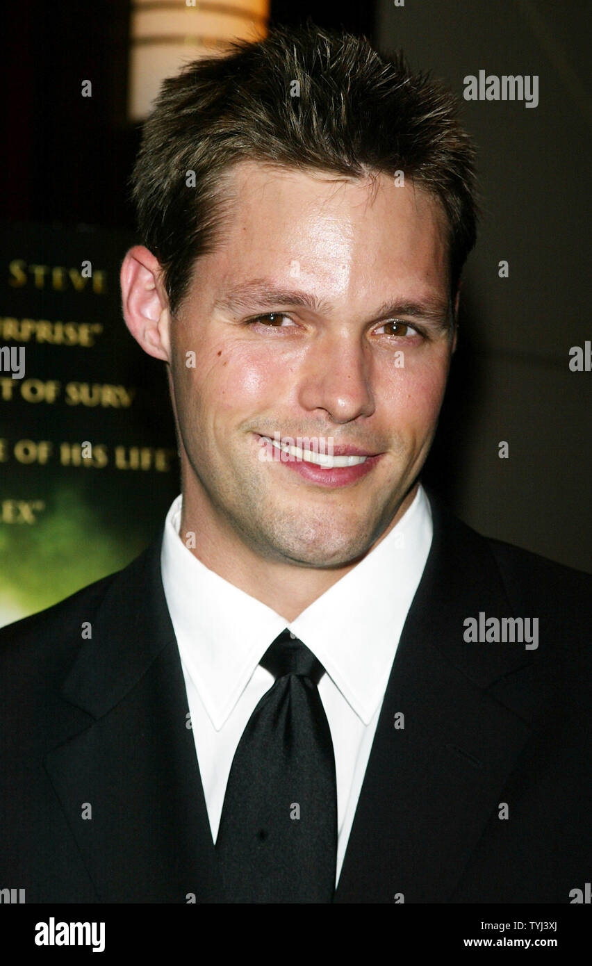Justin bruening hi-res stock photography and images - Alamy