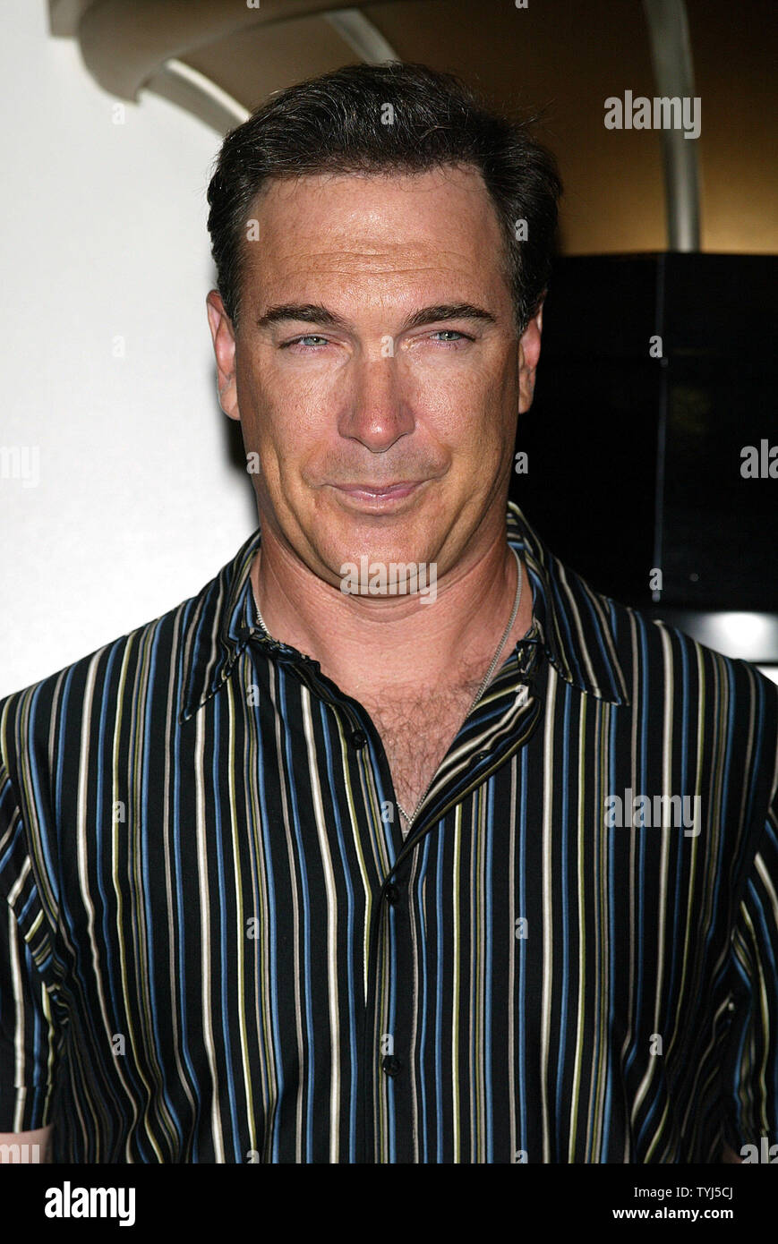 Patrick Warburton arrives for the premiere of his new movie "Underdog ...