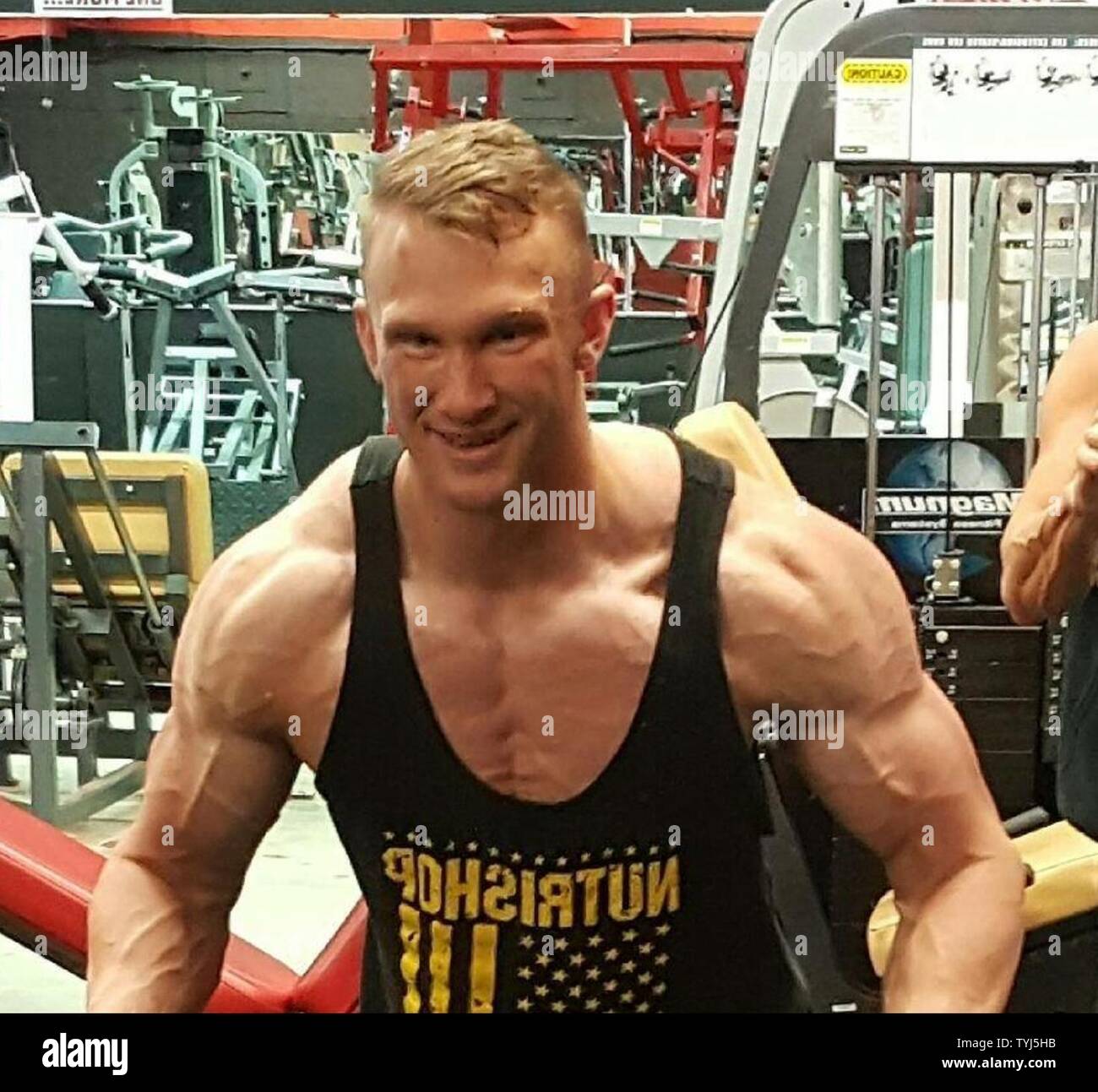 Mens classic physique hi-res stock photography and images - Alamy