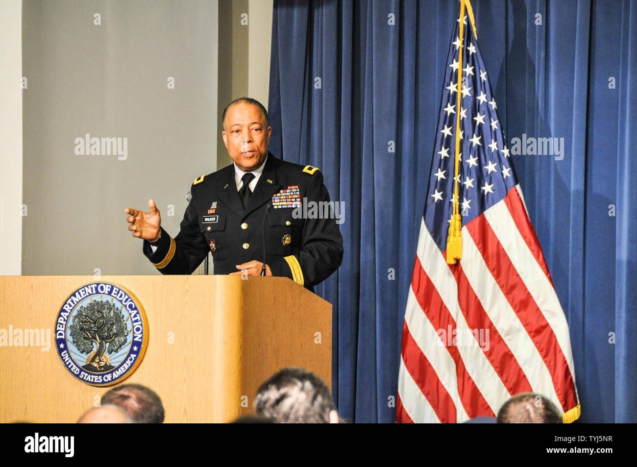 Brig gen s l walker hi-res stock photography and images - Alamy